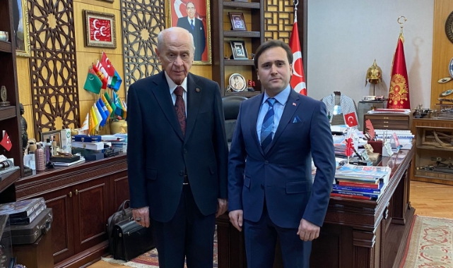 GAZETECİ DİNÇER AKTEMUR, MHP’DEN BELEDİYE BAŞKANI ADAY ADAYI OLDU ... GAZETECİ DİNÇER AKTEMUR, MHP’DEN BELEDİYE BAŞKANI ADAY ADAYI OLDU ...